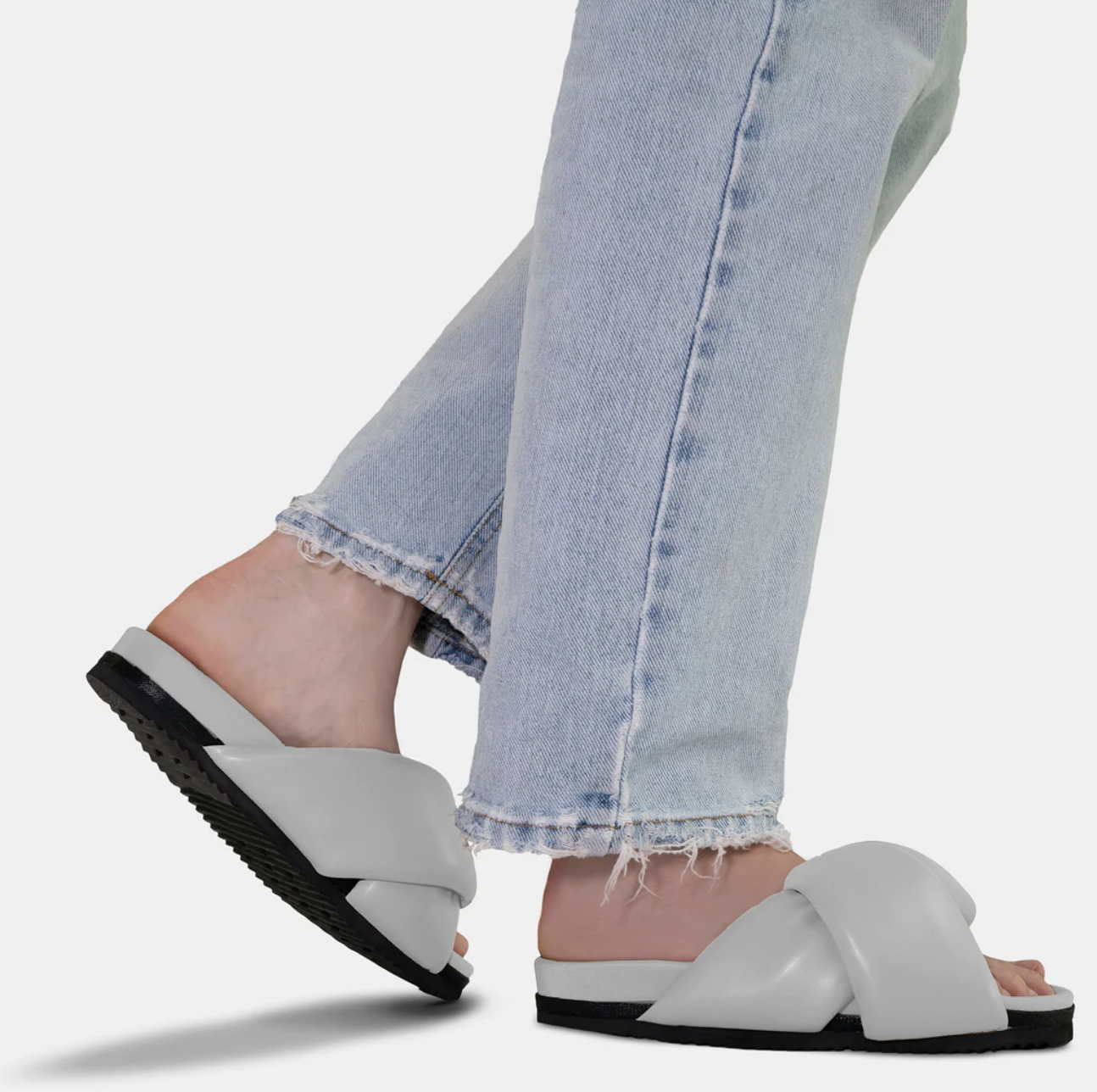 ROA Grey Foldy Puffy – Edit by LBP